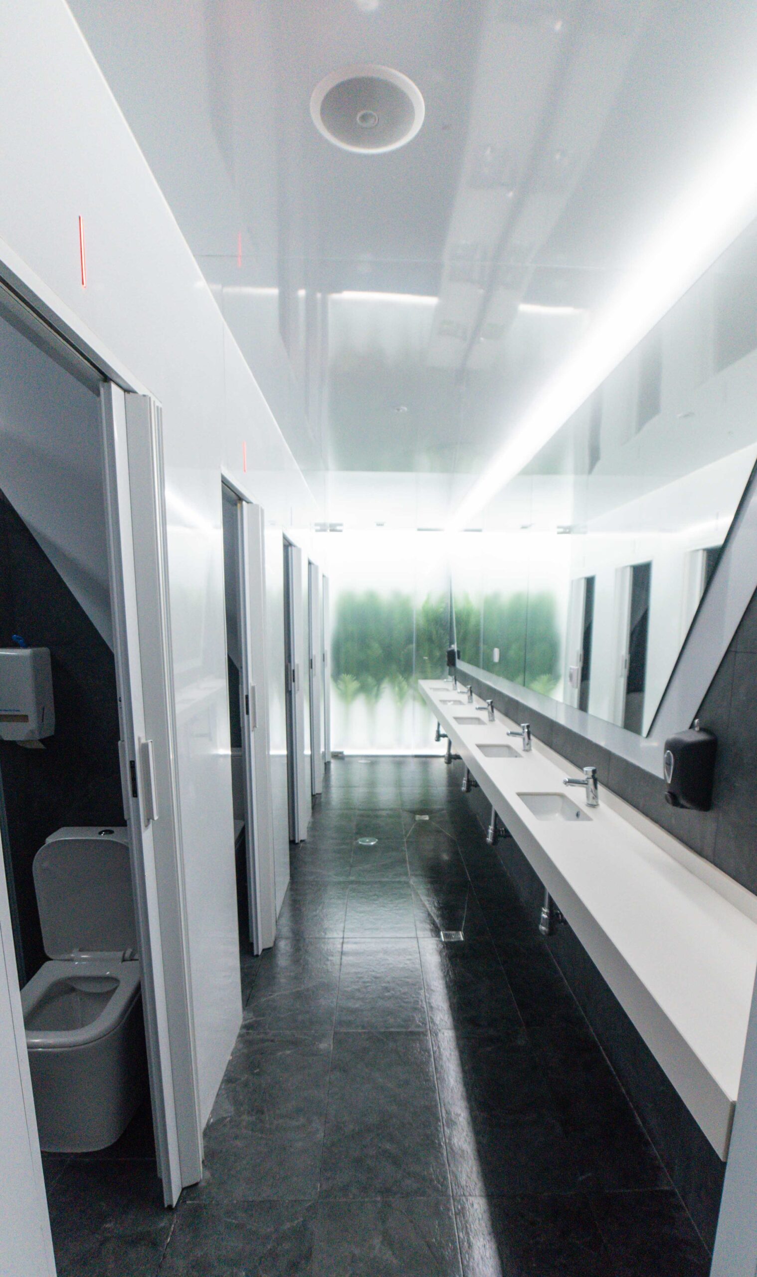 Aseos y Cambiadores - Hostel Optimi Rooms